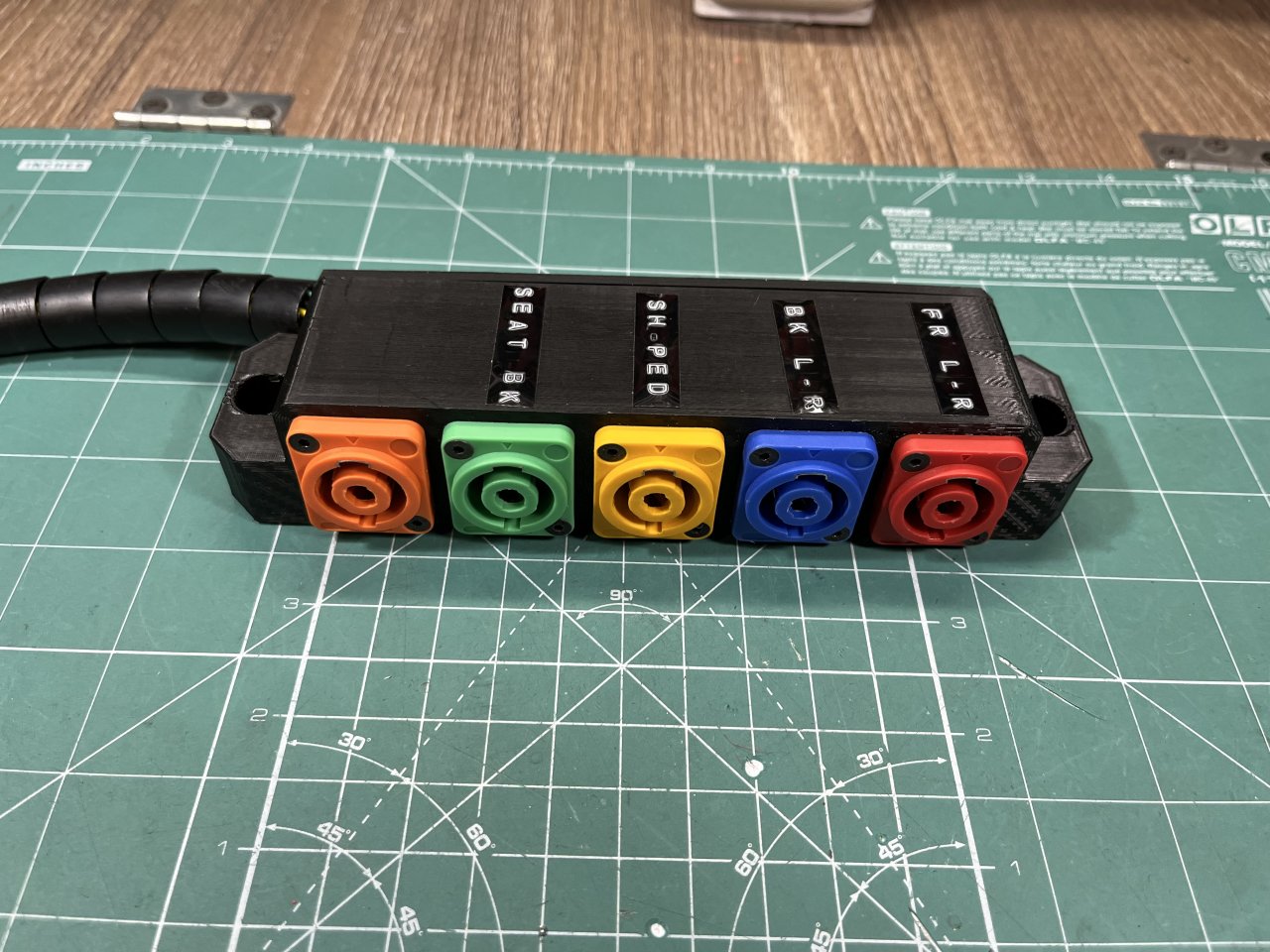 Audio Terminal Box 5x for Shakers